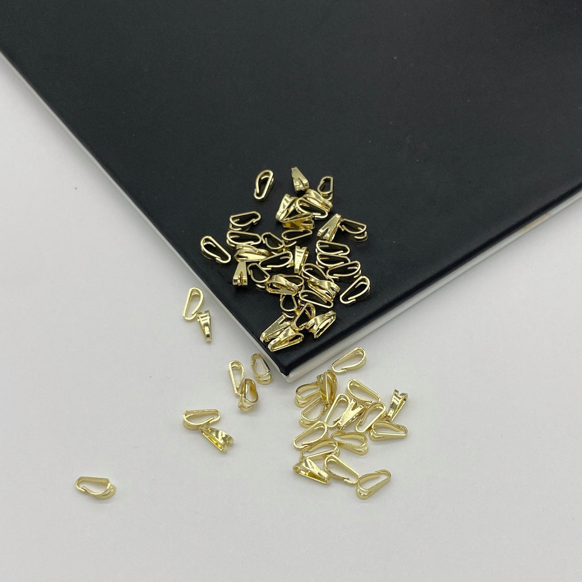 BALIER DORADO PEQUEÑO 7 x 3 MM – Tienda Productos del Alma